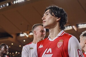 南野拓実、CLのC・ズヴェズダ戦で2G1Aの活躍でPOTMに輝く「最初はオフサイドかと…」